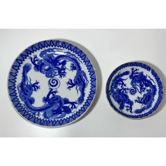 unbranded | Accents | Vintage Japan Blue White Dragons Imari Ware Small ...